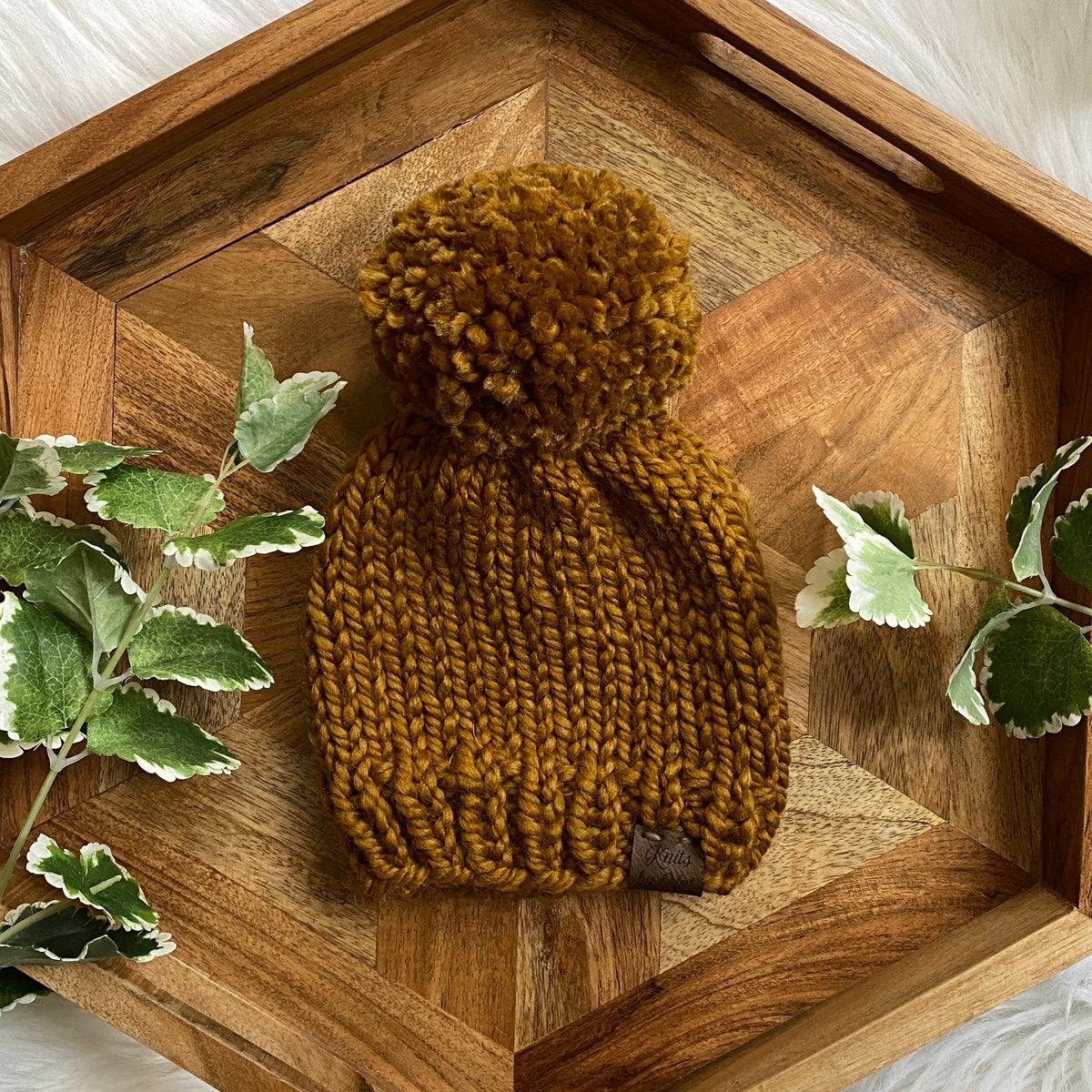 The Erin Hat (For the Littles) – Knitsbynat